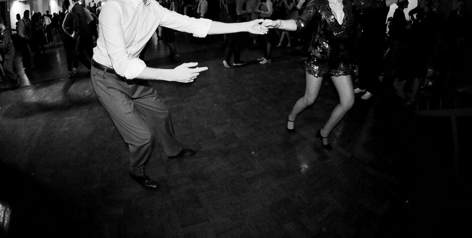 Contra Dancing Basics: A Beginner’s Guide