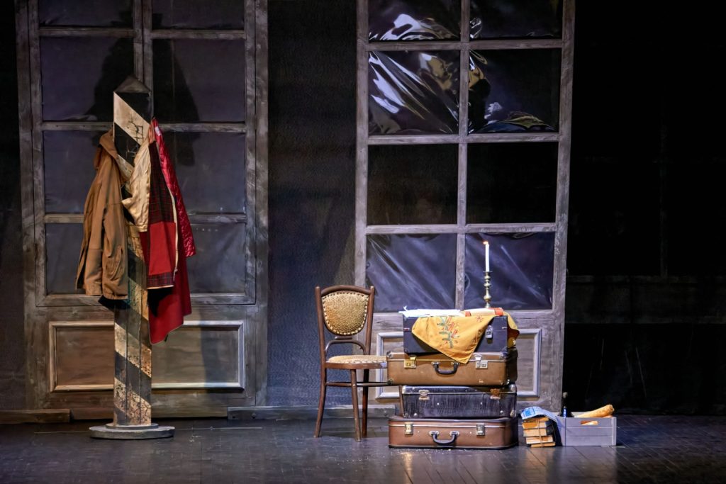 50 Popular Theater Terms: Vocabulary, Objects, and Slang Explained